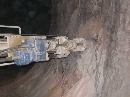 Foreuse pour mine & tunnel, machine de forage minier | CMM Equipments